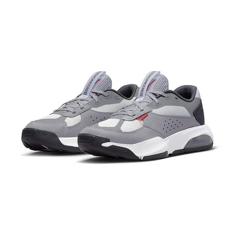 Jordan Air 200E DC9836-002 から 80,00
