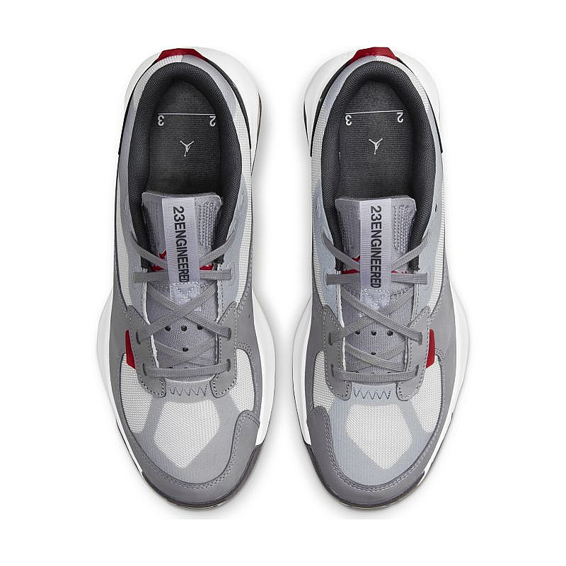 Jordan Air 200E DC9836-002 から 80,00