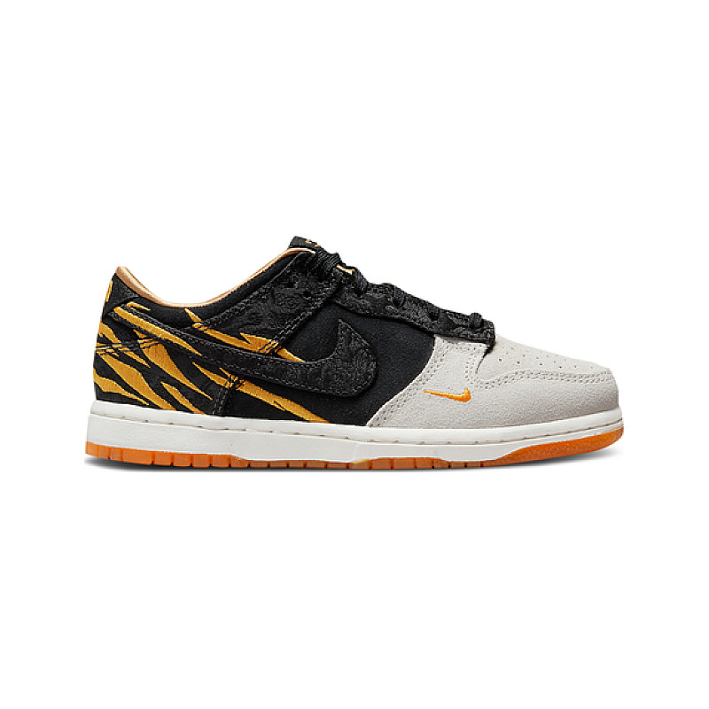 Nike Dunk God Of Wealth DQ5352-001 from 68,00